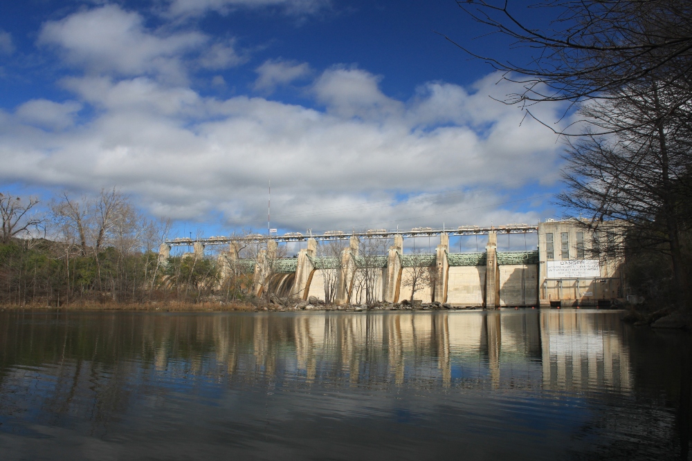 Tom Miller Dam1000 - Circle of Blue